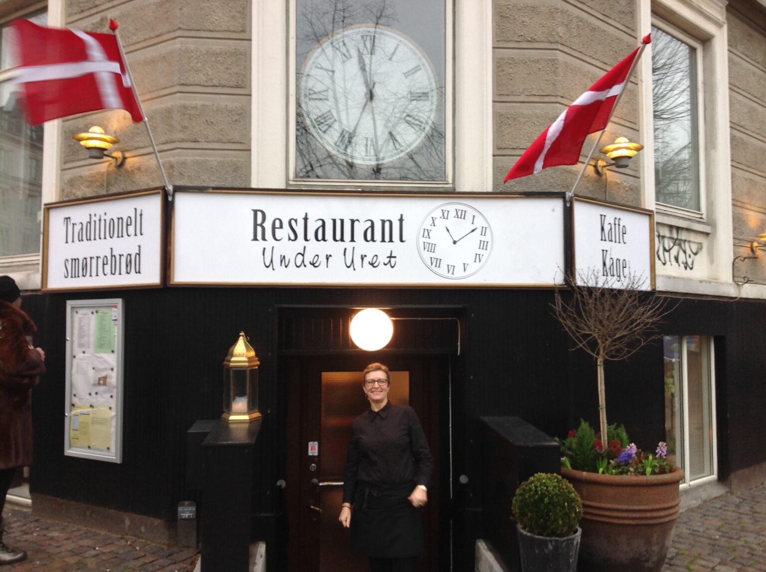 Booking - Restaurant Under Uret